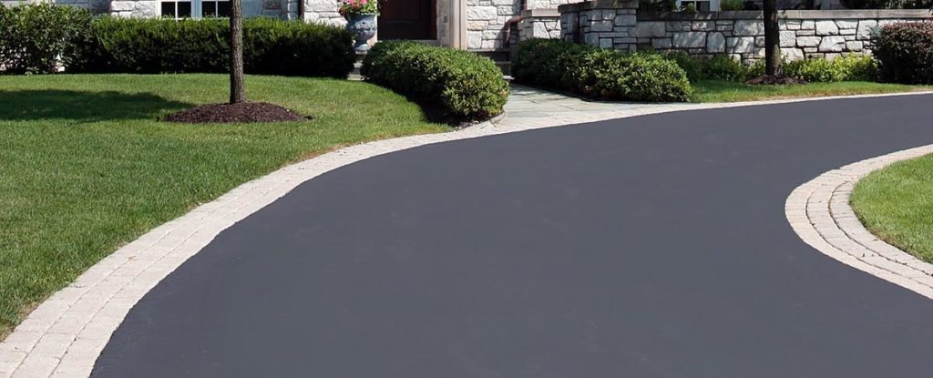 How to Properly Edge Your Asphalt Driveway - Richfield Blacktop